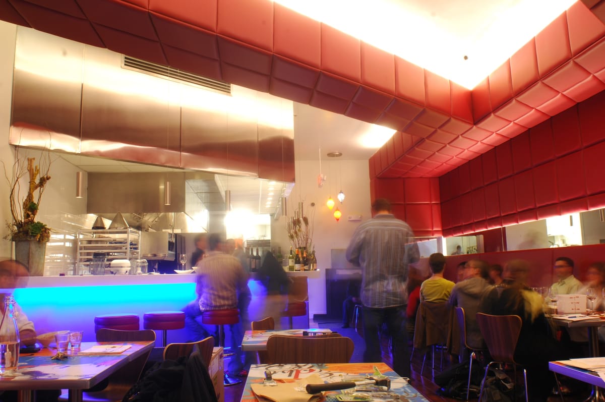 Grub Now (Softly) Open on Valencia | The Chatterbox | tablehopper