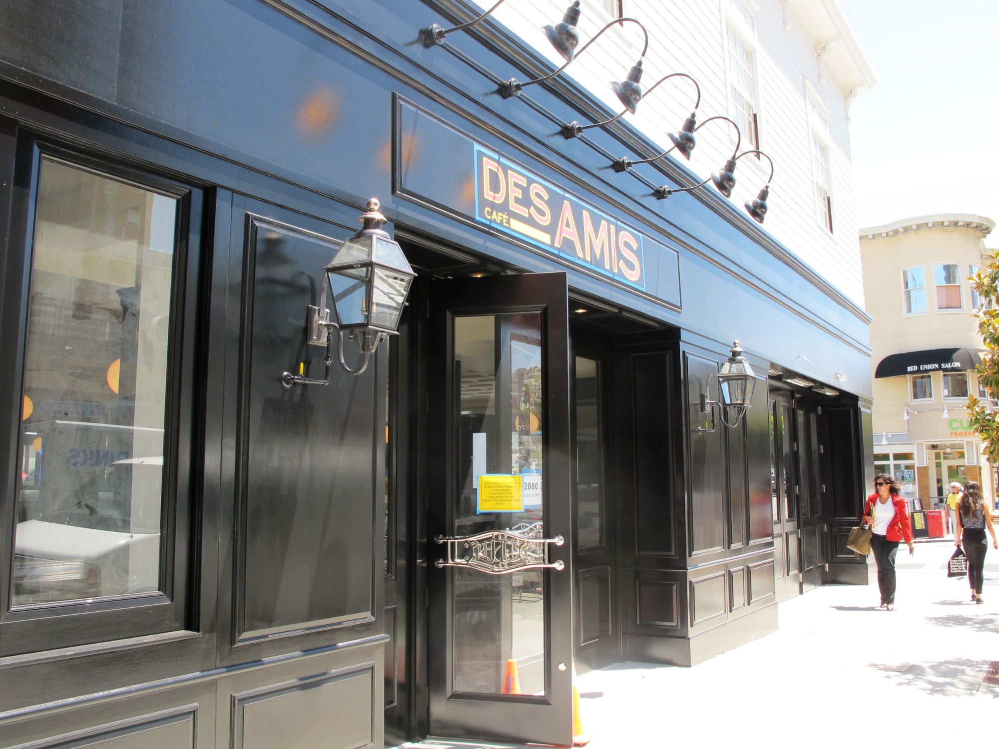 A First Peek at Café des Amis | The Chatterbox | tablehopper
